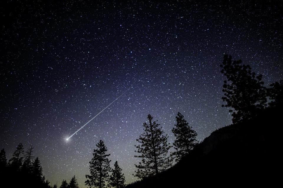 See ‘Shooting Stars’ On The Solstice As Ursid Meteor Shower Peaks This ...