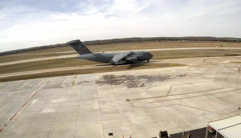 A C-17 Carrying the Air Force Academy Women’s Basketball Team Slam ...