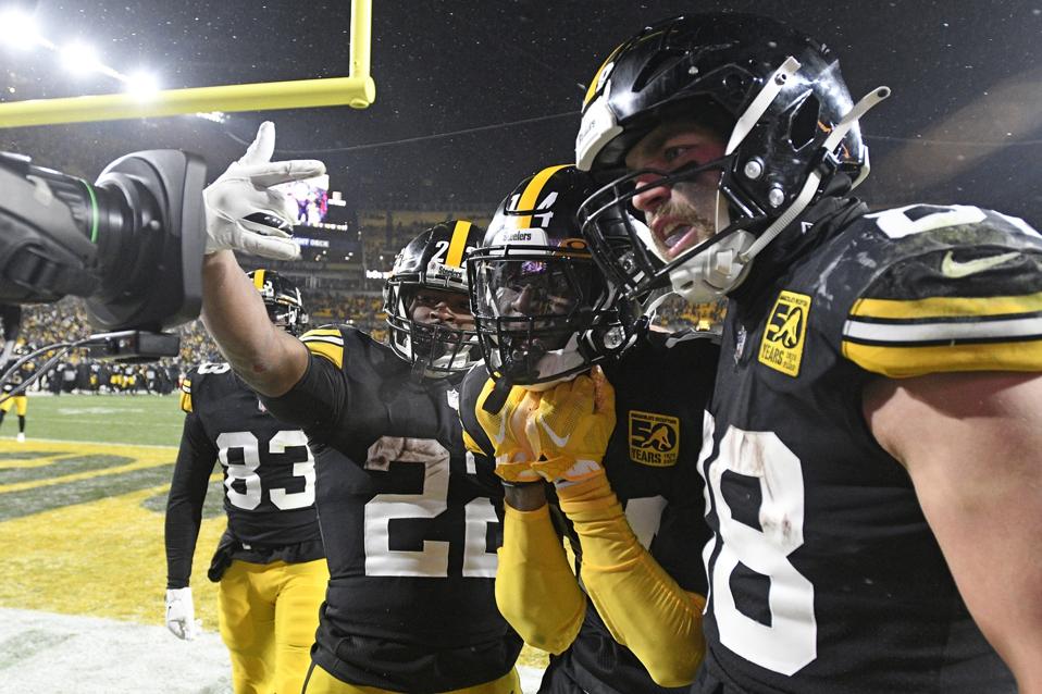 Pittsburgh Steelers Play Their Way Back Into Prime Time