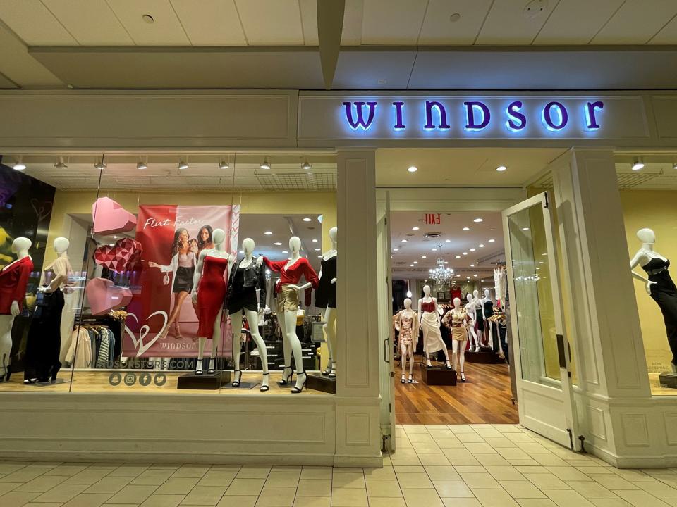 Windsor Taps An Evergreen Opportunity Dressing Women For Special ...