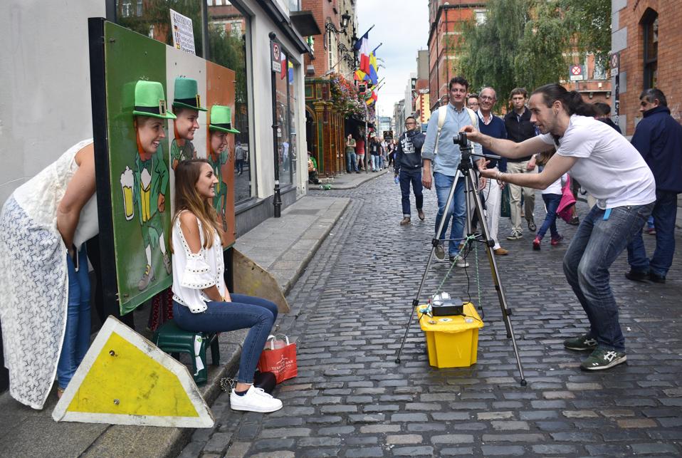 American In His 50s Develops New ‘Uncontrollable’ Irish Accent From Cancer