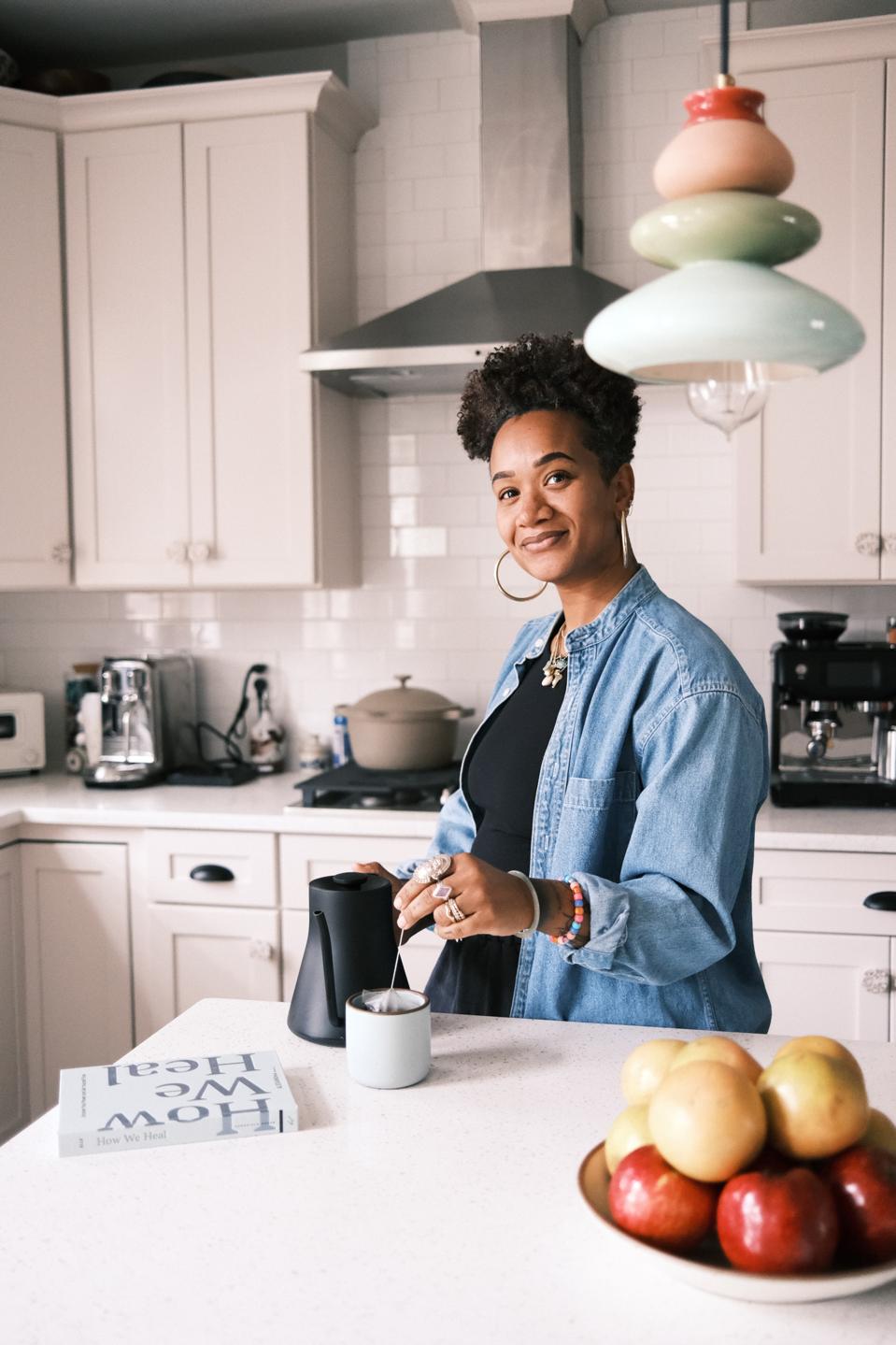 How We Heal: Bestselling Author Alex Elle Shares Book Encouraging ...