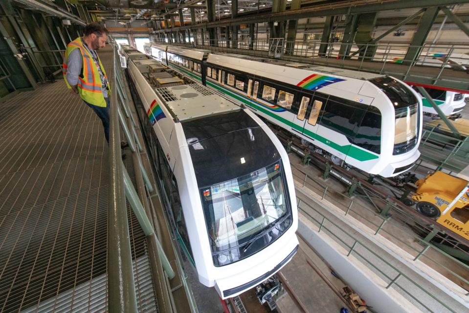 Hawaii Travel Update: The Honolulu Rail Could Have Its Soft Opening In ...