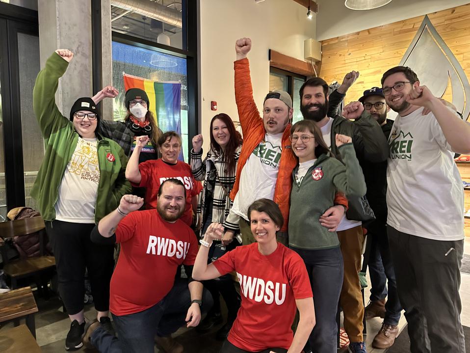 REI Workers In Cleveland Vote To Join The Retail, Wholesale And ...