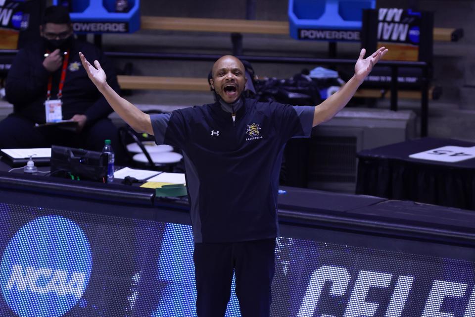 NCAA Coaching Carousel: Wichita State Fires Isaac Brown
