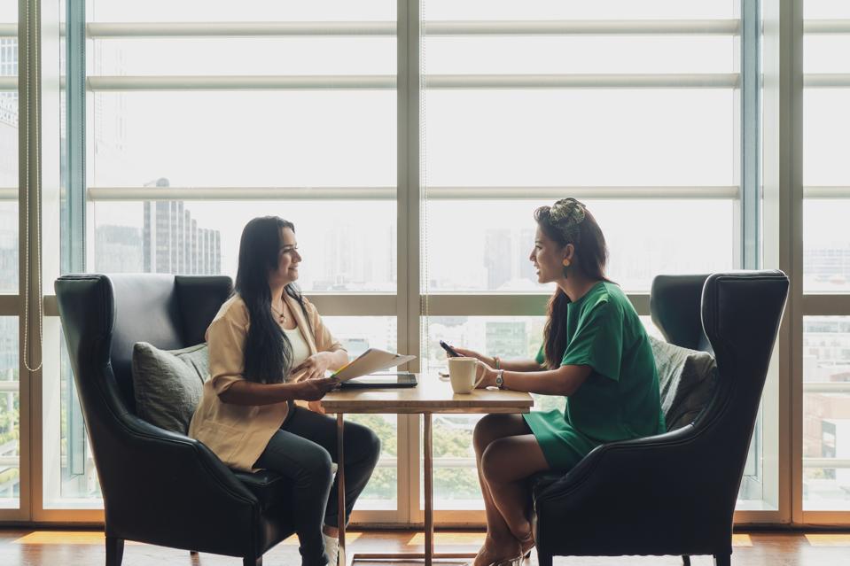 How To Choose An Executive Coach: 8 Questions To Ask When You Interview ...