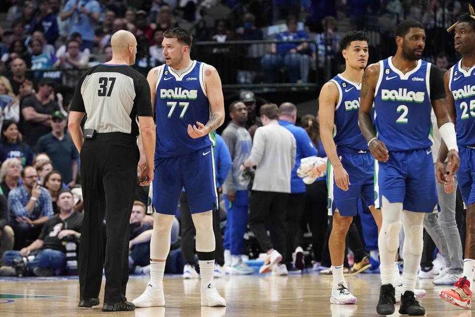 Dallas Mavericks Fall Out Of Playoff Seeding With Loss To Charlotte Hornets