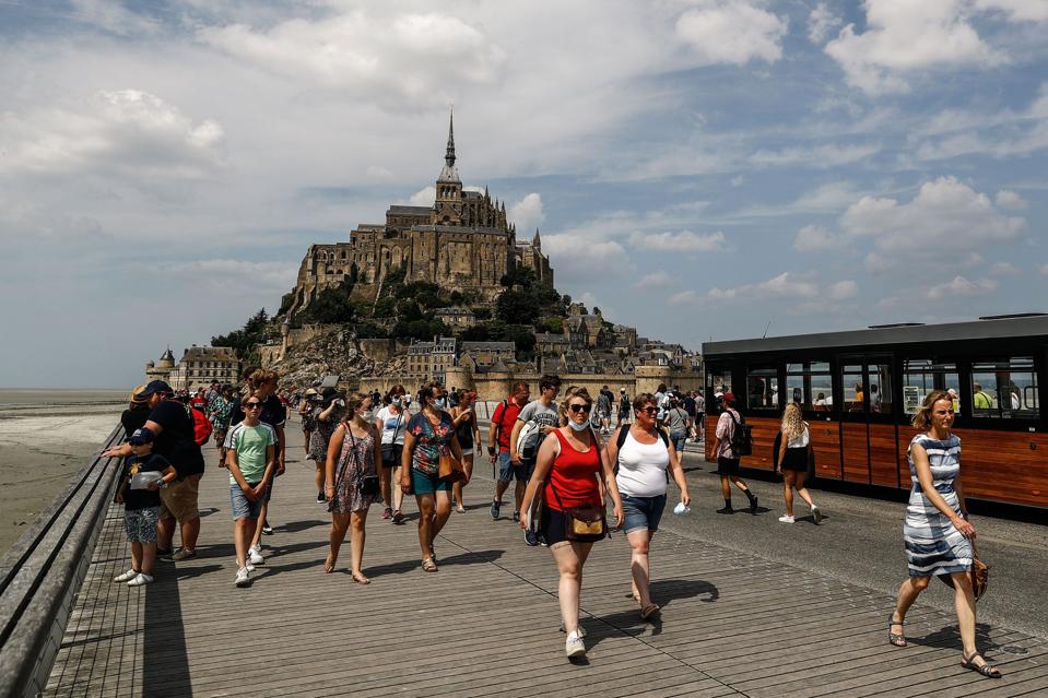 France Tourism Grew 12.3% In Q1 2023