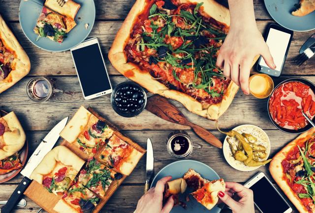 3 Creative Side Hustles for Foodies