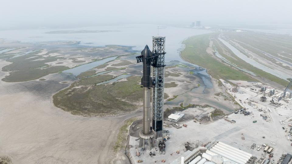 SpaceX Starship Gets Official Green Light To Go To Space Within Days