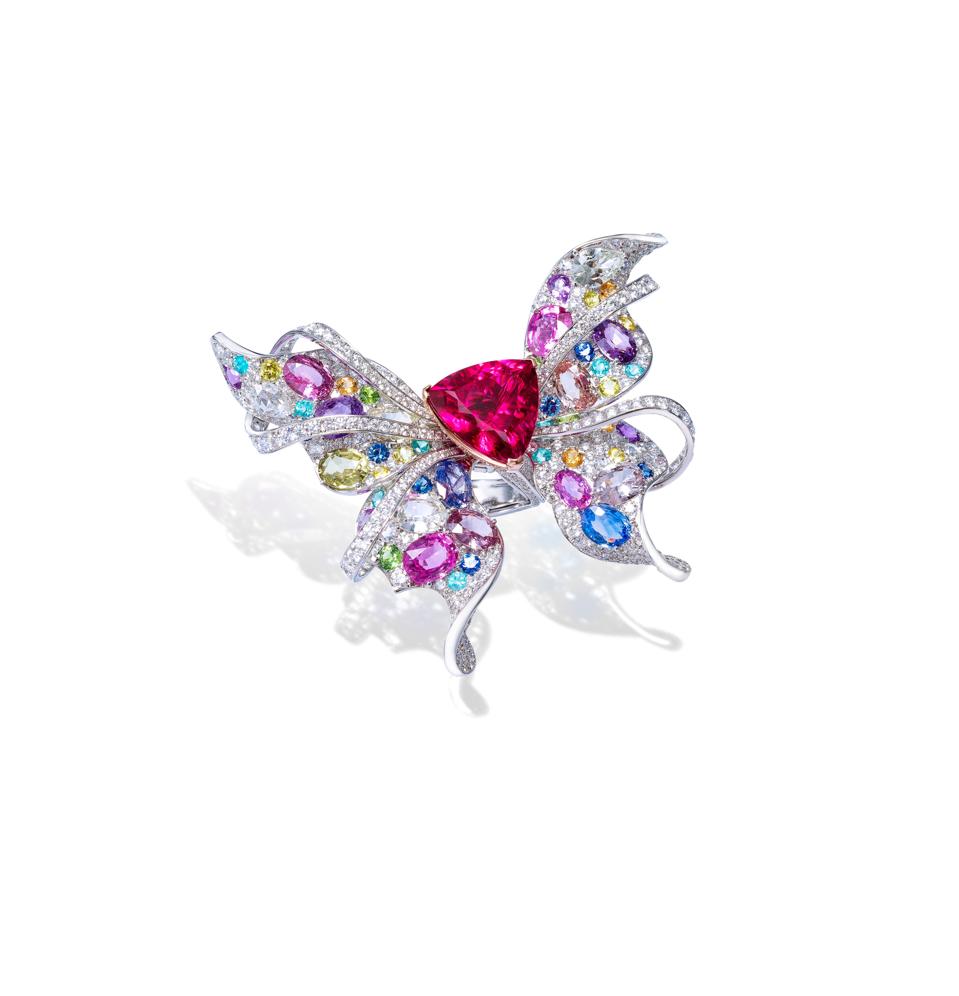 Find Out How This Jeweler Translates Nature Into Precious Stones