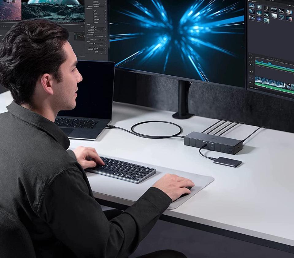 Anker’s 778 Thunderbolt 4 Docking Station Can Run Four Extra Screens