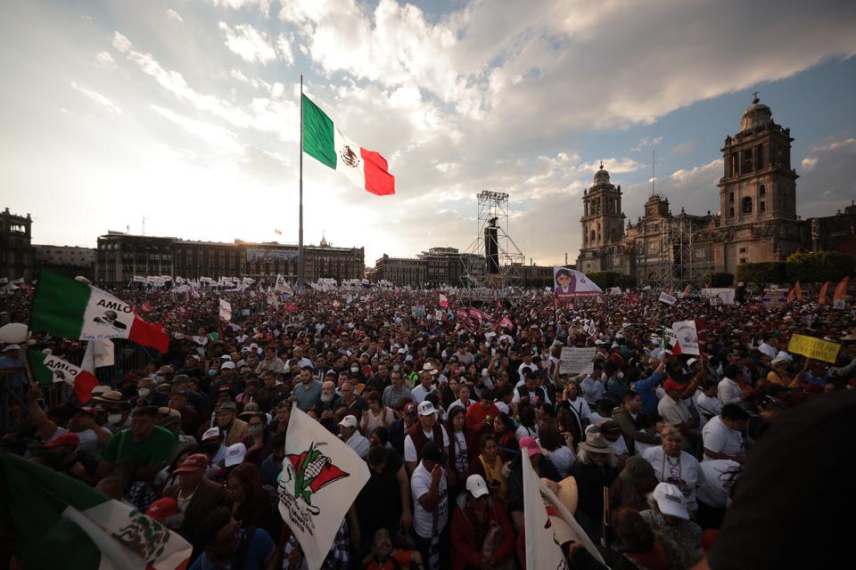 Five Must-Read Articles About Modern Mexico