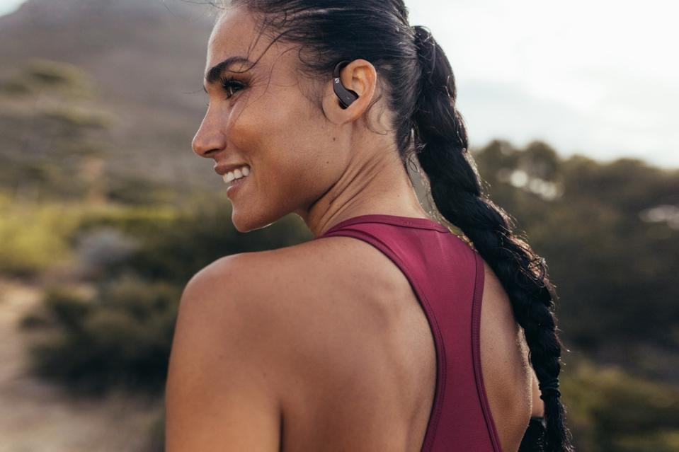 Back Bay Runner 40 Earbuds Are The Ideal Running Partner