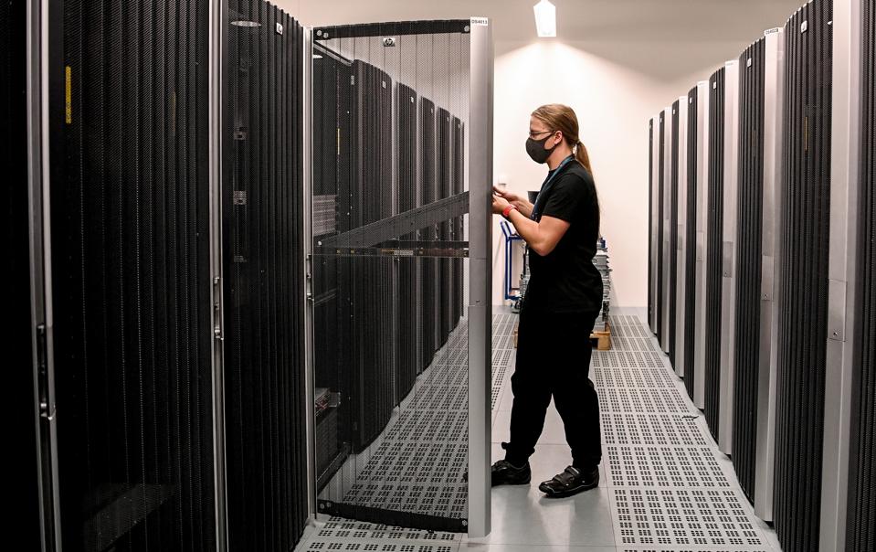 The State Of Hybrid Cloud: Five Vendors Leading The Charge