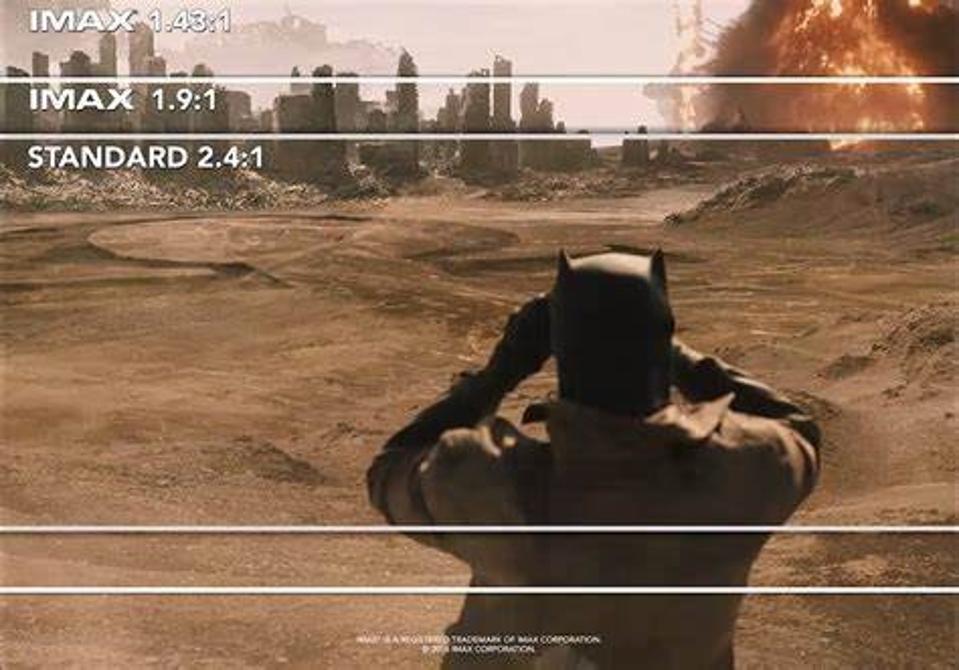 What Is The Best Cinema Format To See The Flash Movie?