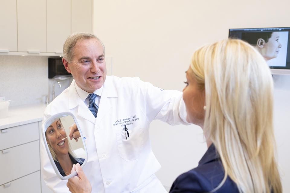 Dr. Lyle Leipziger On ‘Filler Fatigue,’ And When To Get A Facelift