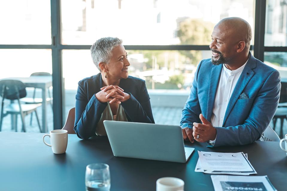 World-Class Teams Use Teammates As Their Coach — Here’s How It Works