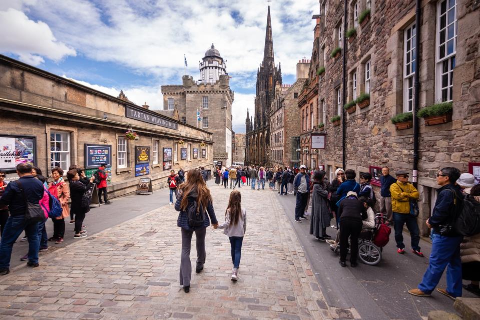 How To Spend 24 Hours On Edinburgh’s Royal Mile