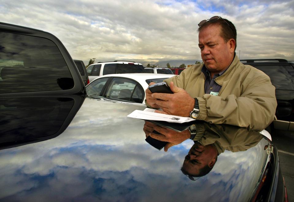 Digital Auction Startups Disrupt Wholesalers, Not Auctions