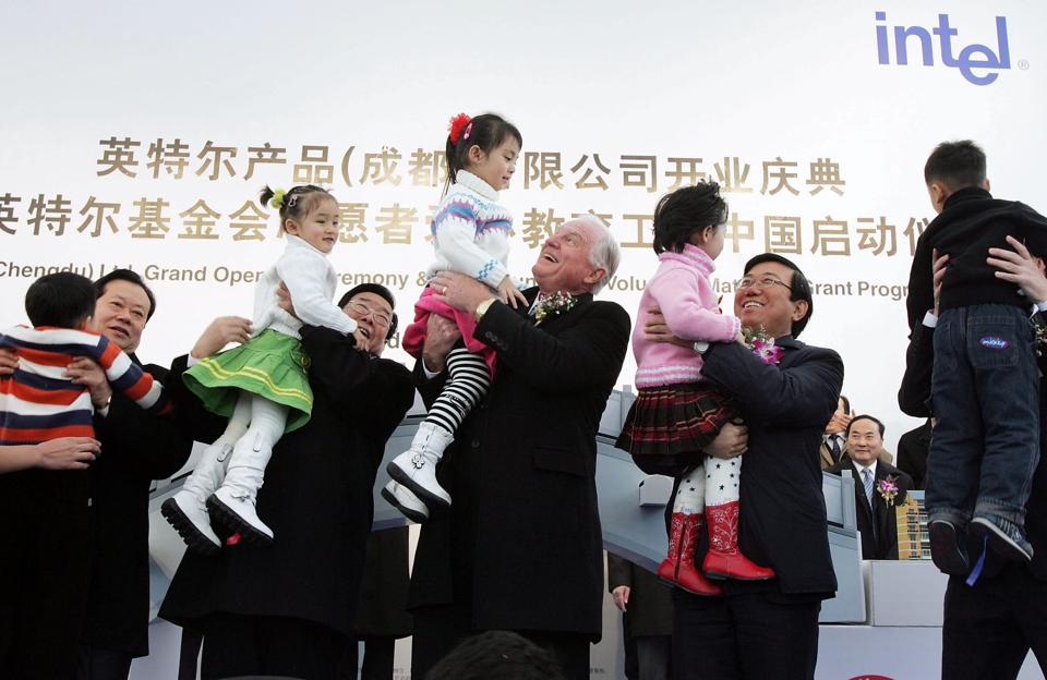 Chinese Regulators Block Intel Deal, Spotlighting U.S. Chip Strategy ...