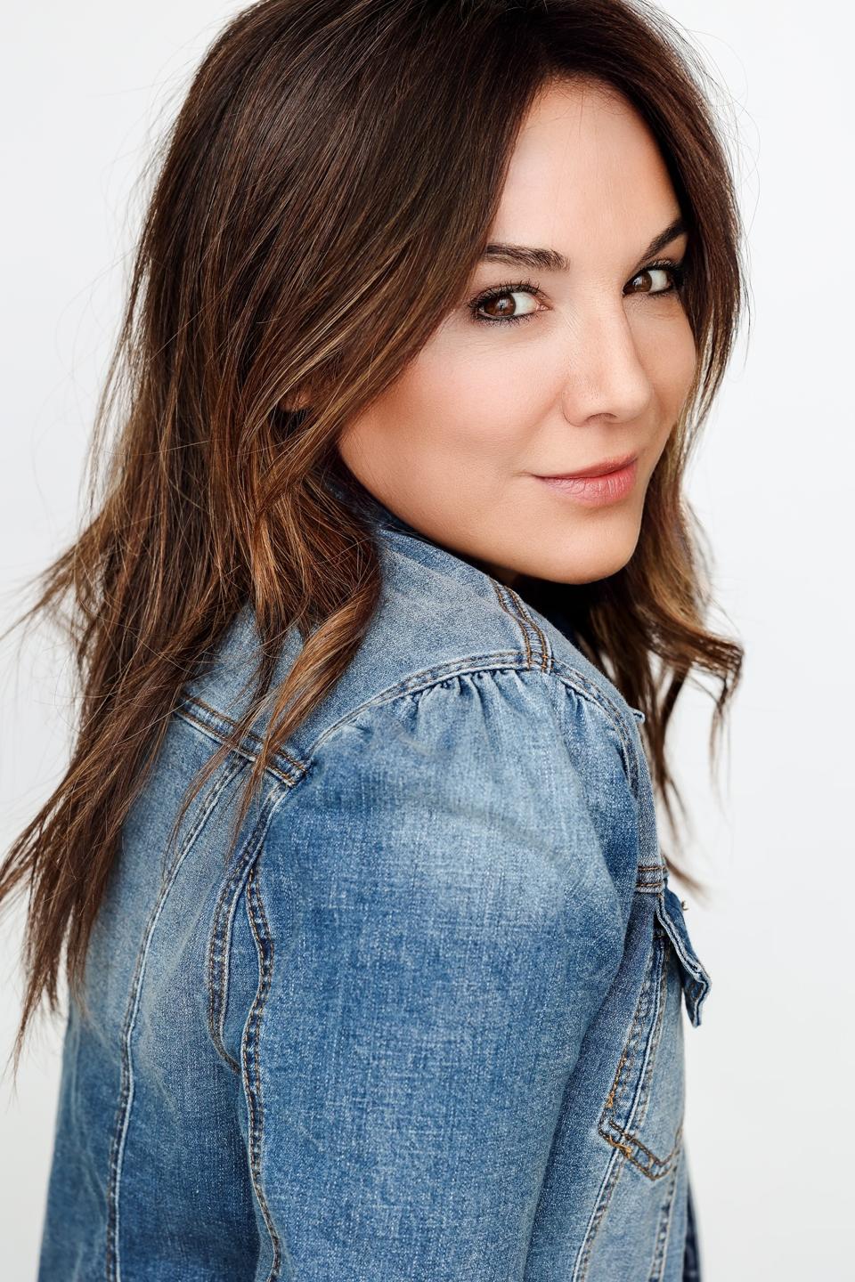 In The Midst Of The Shutdown This Actress And Comedian Pivoted To Being ...