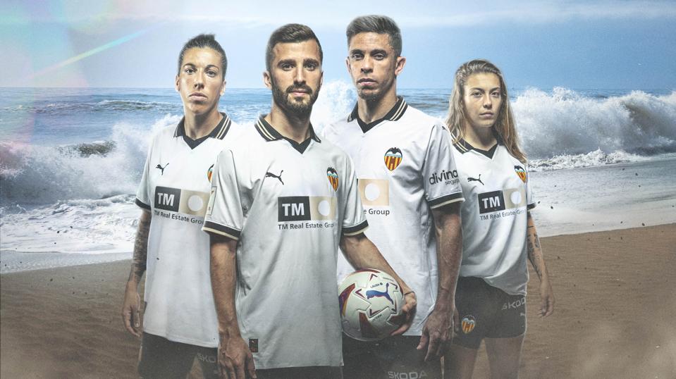 La Liga Side Valencia Set To Announce Landmark Kit Deal With Puma