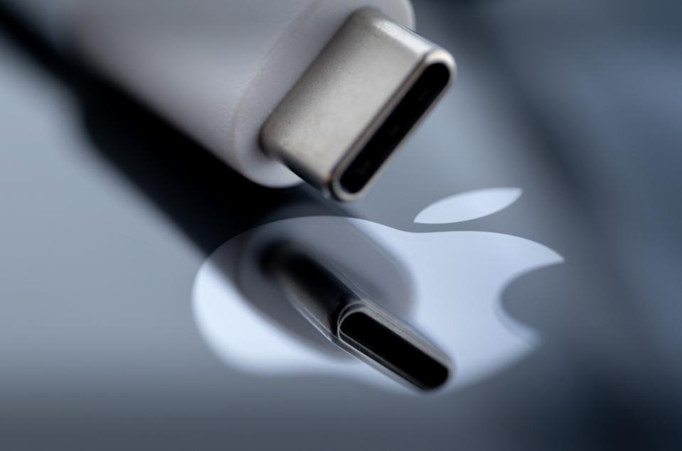 Small Business Tech Roundup: Finally! Apple To Move To USB-C Format For ...