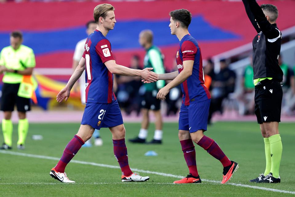 FC Barcelona Star Finally Returns To Training With Teammates