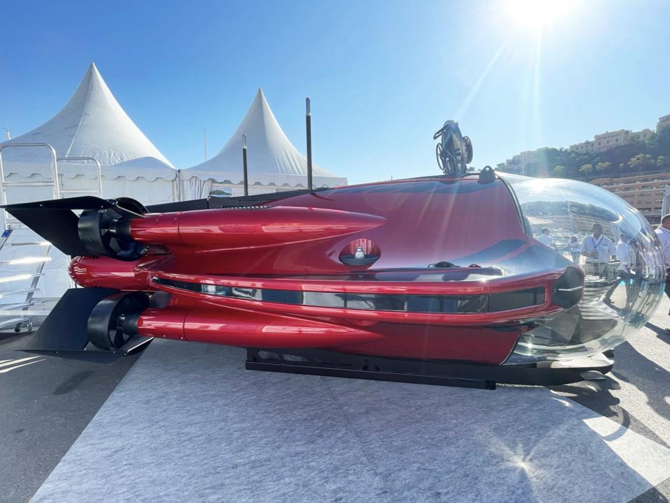 World's Fastest Personal Submarine Debuts At Monaco Yacht Show