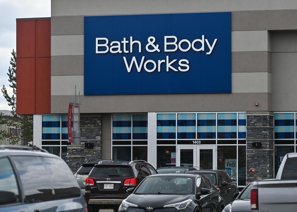 Bath & Body Works Stock Down 22% This Year, What’s Next?