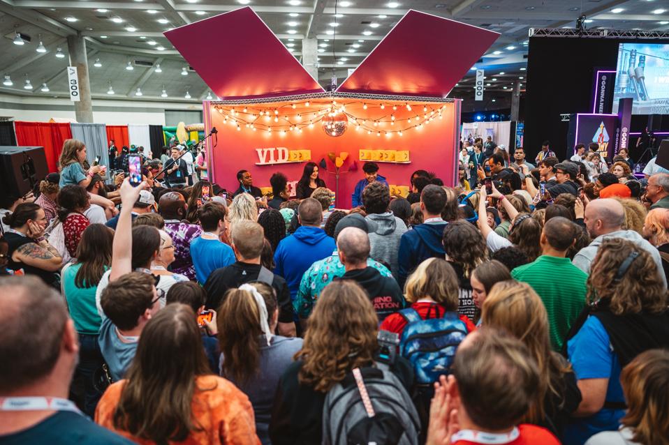 VidCon Steps Onto The East Coast In Inaugural Baltimore Conference