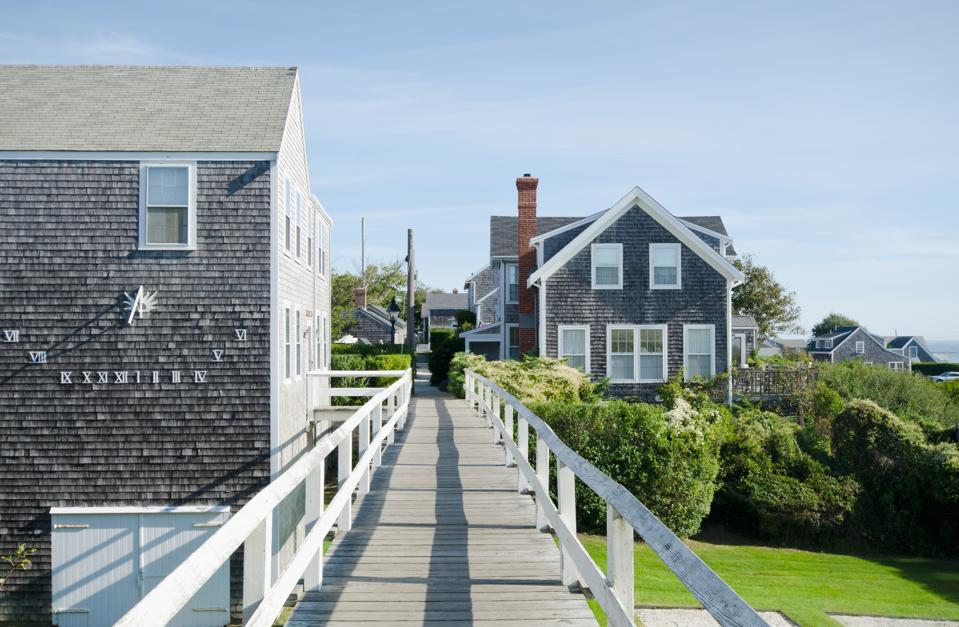 Deciding What To Do When You Inherit A House