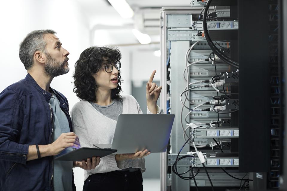 Shifting From A Technical Expert To A People Manager Role In IT