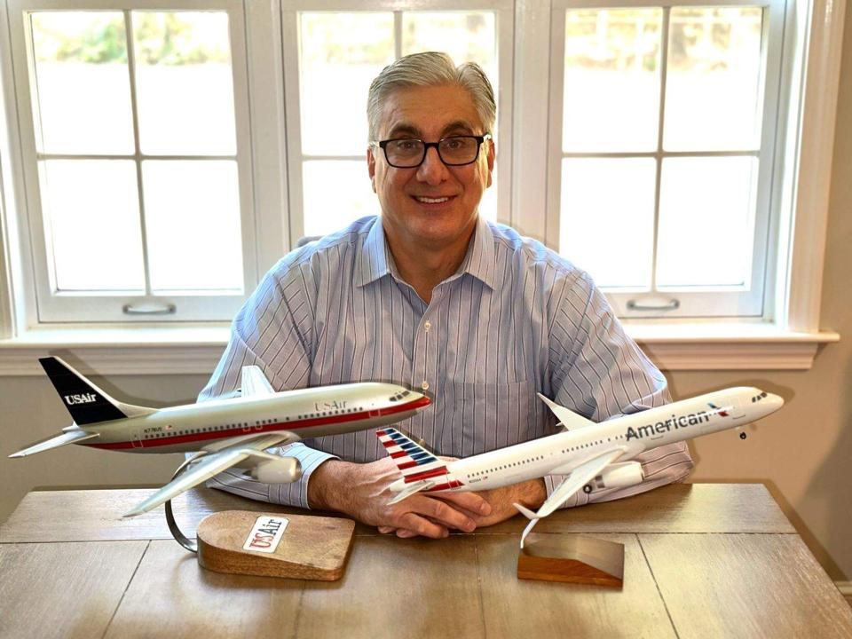 Longtime Voice Of Philadelphia Pilots Will Step Down