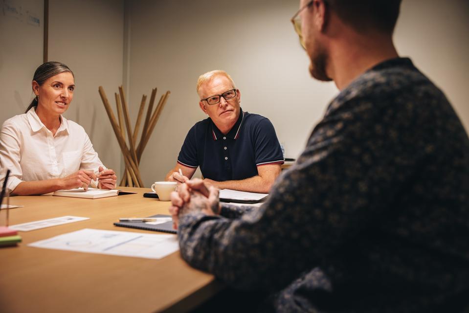 20 Tips To Maximize Hiring Success Through Collaborative HR Teams