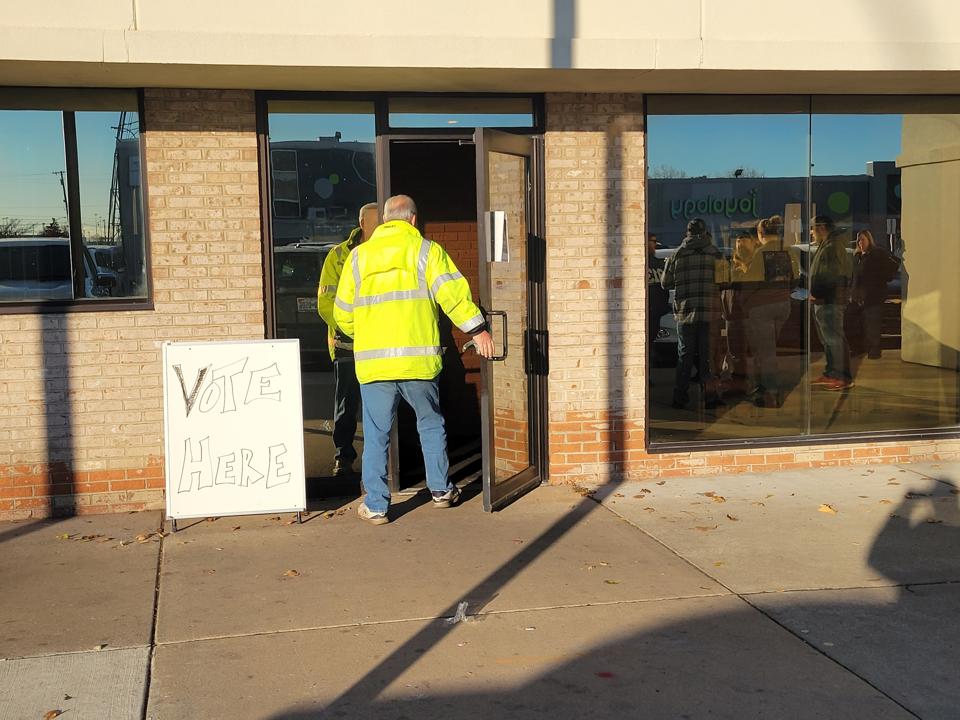 Ford Workers Not Fully Behind New Contract As Ratification Voting Begins