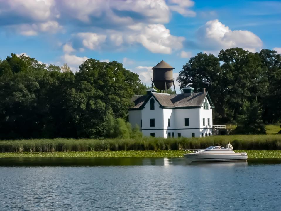 The Richest Cities In Minnesota, Revealed By The Latest Census Data