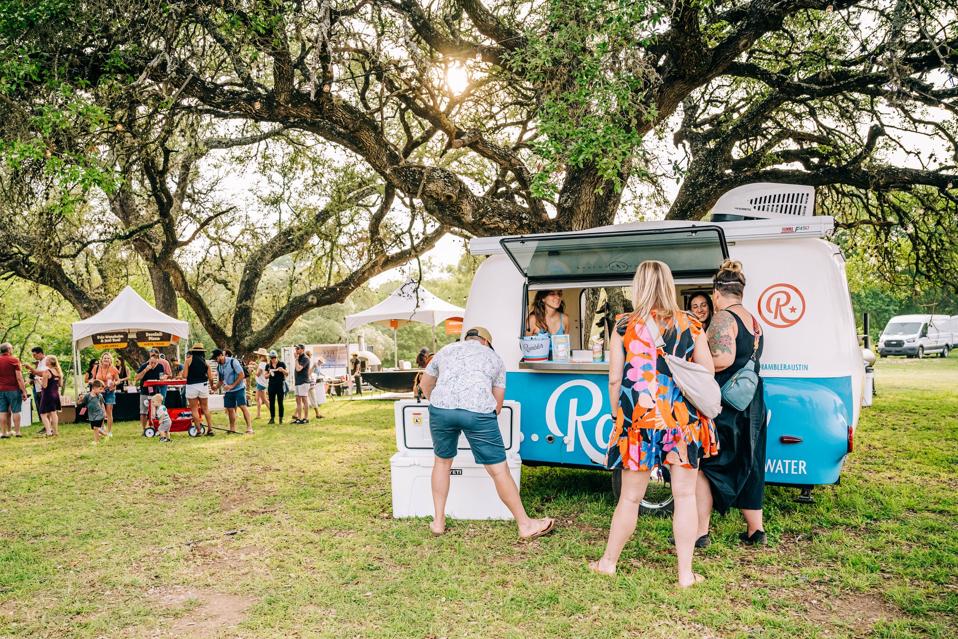 4 Cutting-Edge Brands Reinventing The Mobile Pop-Up