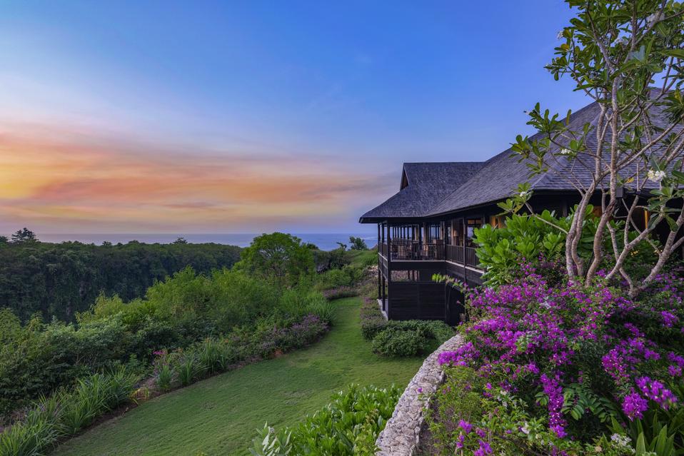 Raffles Bali Draws On Balinese Tradition For Immersive Wellness Stays