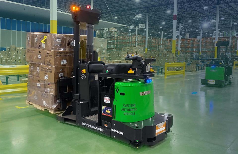 Rise Of Warehouse Robots Spurs Efficiencies—And Safety Concerns