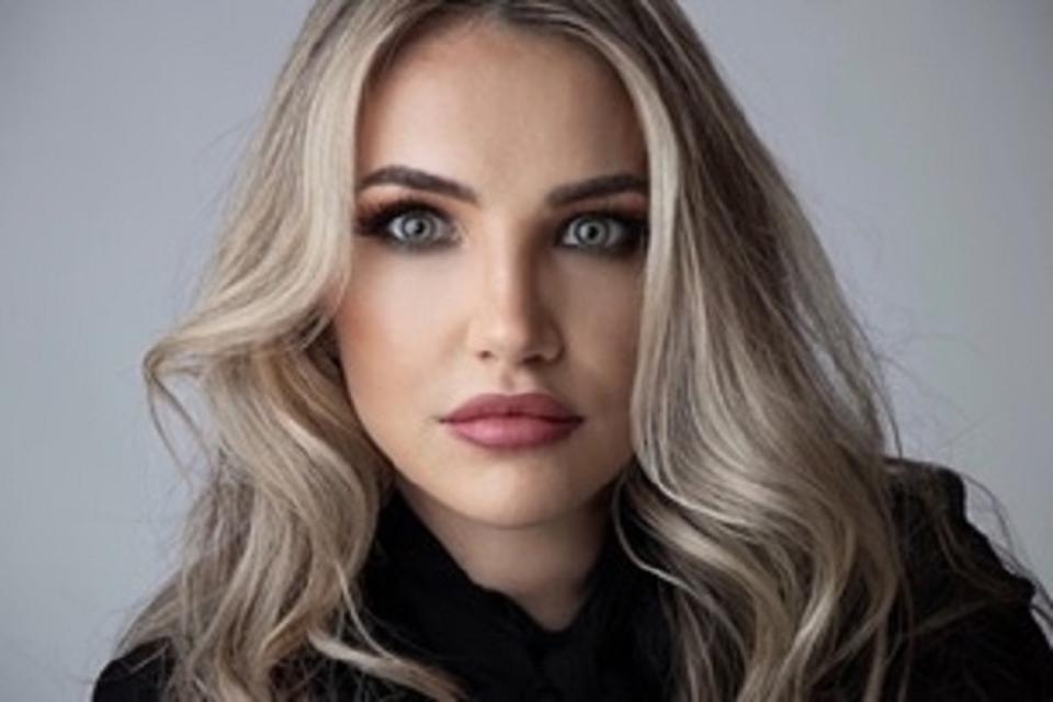 Meet Yoana Land: The Dynamic Transylvanian Finance Leader Who Achieved Her American Dream