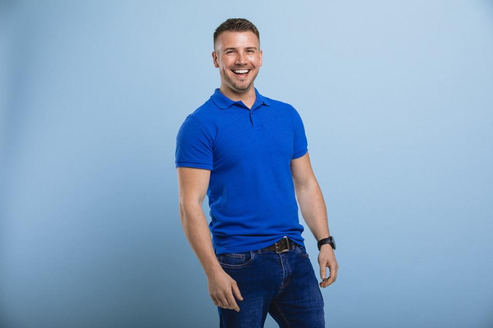 11 Differences Between Traditional and Authentic Leaders