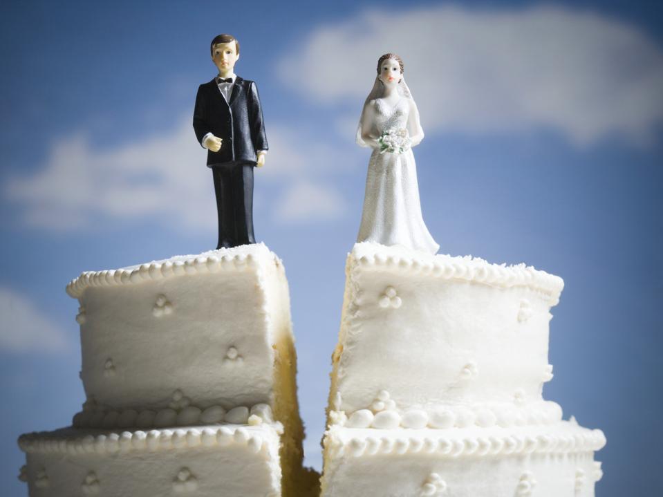 3 Ways To Get Ahead Of A ‘January Divorce’—By A Psychologist