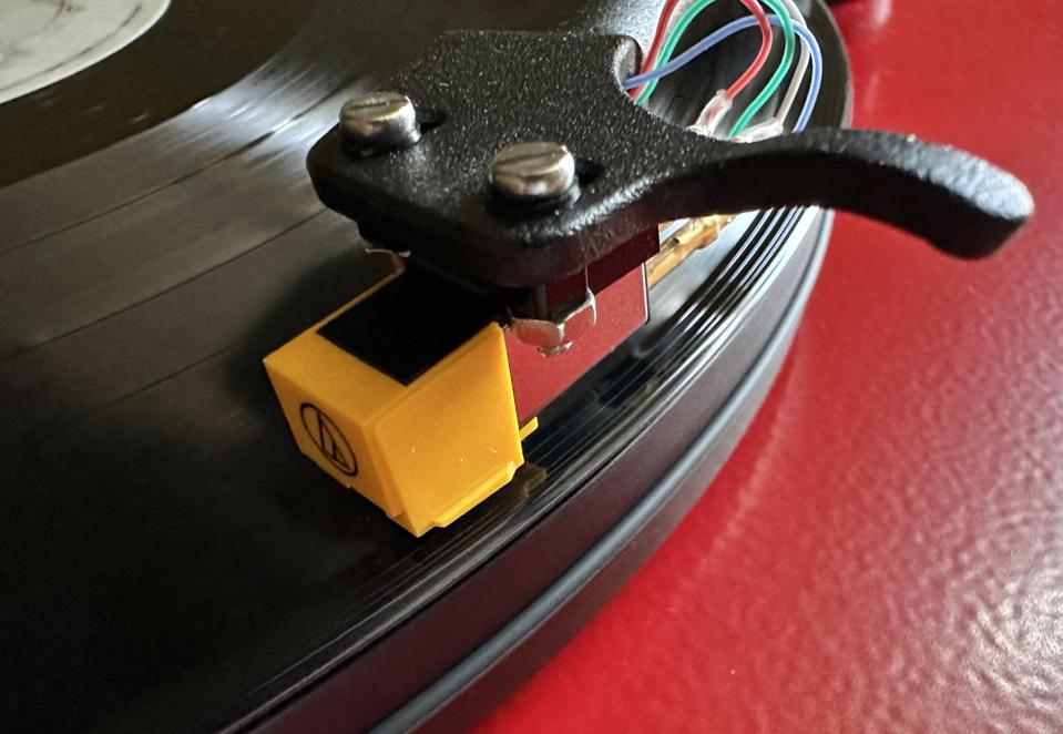 Record Roundup Volume 25 (Gift Guide): Turntables Under $250