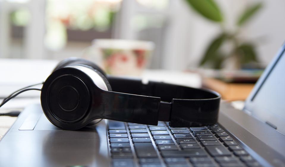Music Enhances Productivity: The Science Behind The 10 Best Songs