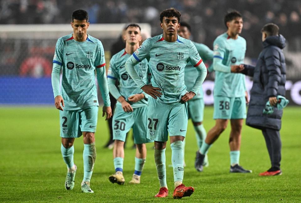‘Ridiculous’ FC Barcelona ‘In Crisis’, Slammed For Royal Antwerp Loss