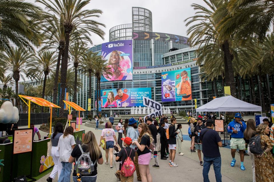 VidCon Returning To Anaheim, Michelle Khare Among Featured Creators