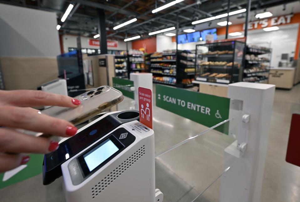 5 Real-Life Examples That Show Where Retail Is Headed In 2024 And Beyond