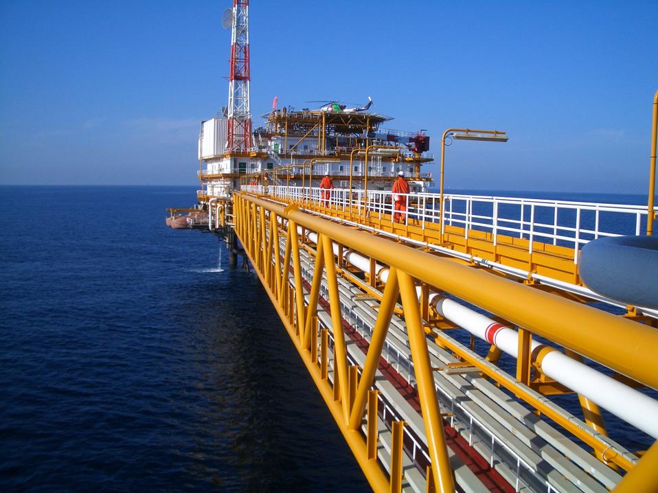 Shell Strengthens Strategic Ties With Qatar Via 5-Year Oil Supply Deal